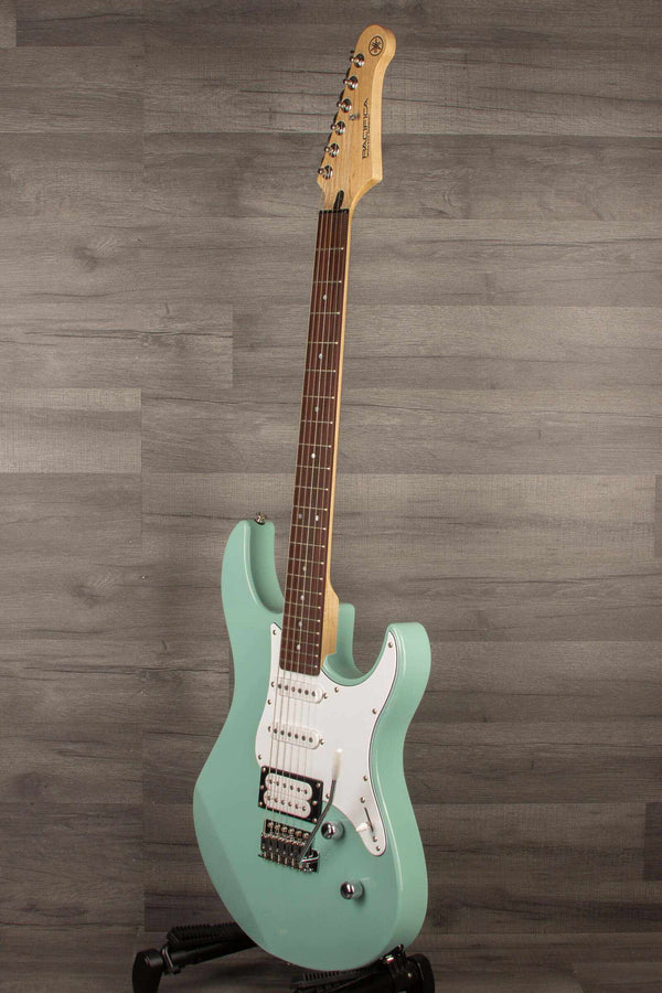 Yamaha Pacifica 112V Electric Guitar - Sonic Blue | Musicstreet guitar