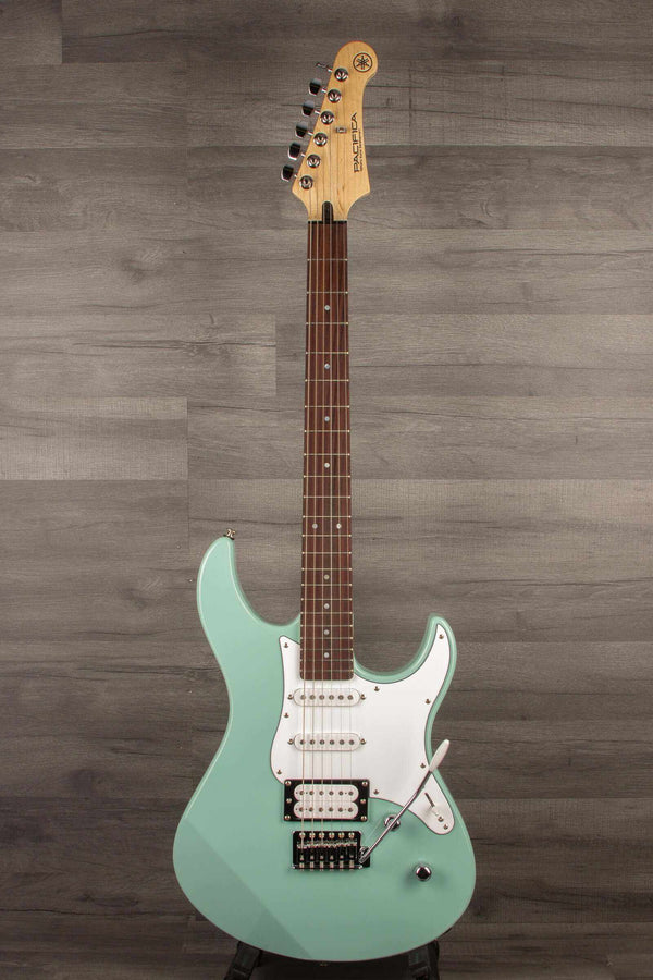 Yamaha Pacifica 112V Electric Guitar - Sonic Blue | Musicstreet guitar