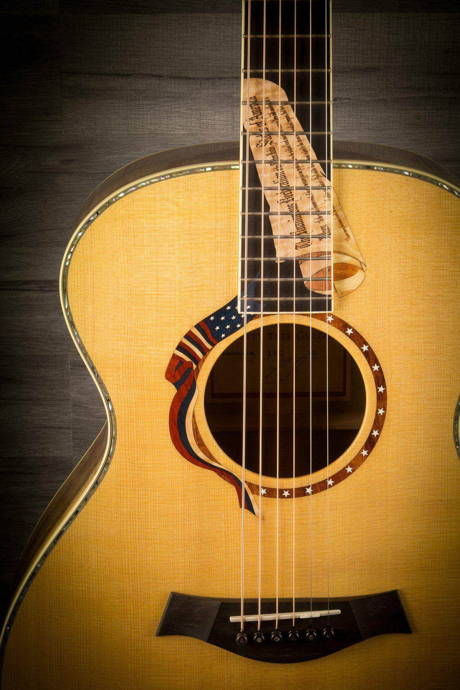 USED - 2002 Taylor Liberty Tree | Musicstreet guitar shop